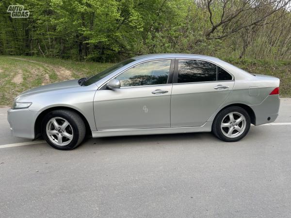 Pelēks Honda Accord 2006 Alīta, ar dzinēja tilpumu 2.00 L un nobraukumu 370 tūkst. km par 2100 €, foto 8 vietnē AUTOMOTO.COM.LV