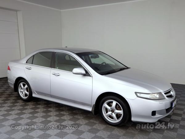 Grey Honda Accord 2006 in Tallinn, with an engine capacity of 2.00 L and mileage of 286 thousand km for 1299 €, photo 1 on AUTOMOTO.COM.LV