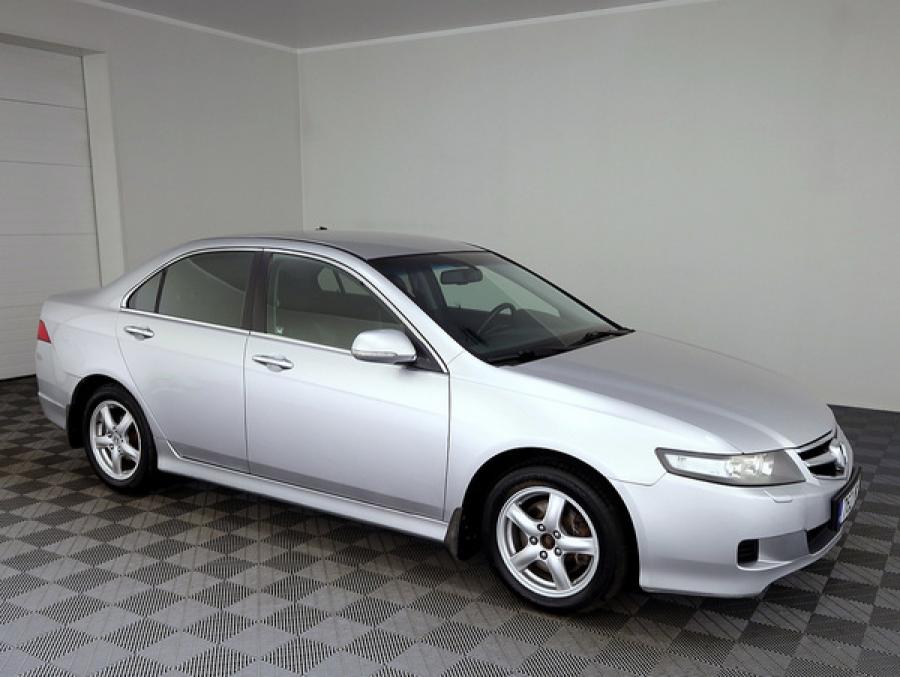 Pelēks Honda Accord 2006 Tallina, ar dzinēja tilpumu 2.00 L un nobraukumu 286 tūkst. km par 1299 €, foto 1 vietnē AUTOMOTO.COM.LV