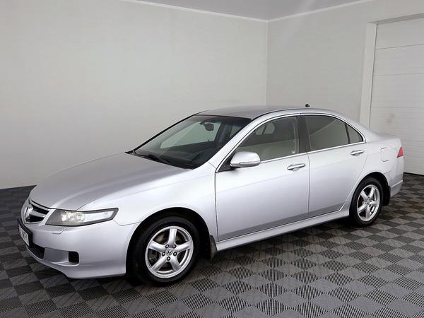 Grey Honda Accord 2006 in Tallinn, with an engine capacity of 2.00 L and mileage of 286 thousand km for 1299 €, photo 2 on AUTOMOTO.COM.LV