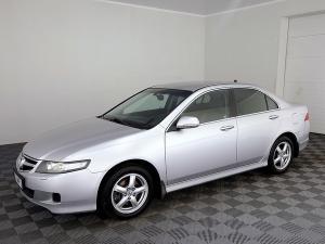 Pelēks Honda Accord 2006 Tallina, ar dzinēja tilpumu 2.00 L un nobraukumu 286 tūkst. km par 1299 €, foto 3 vietnē AUTOMOTO.COM.LV