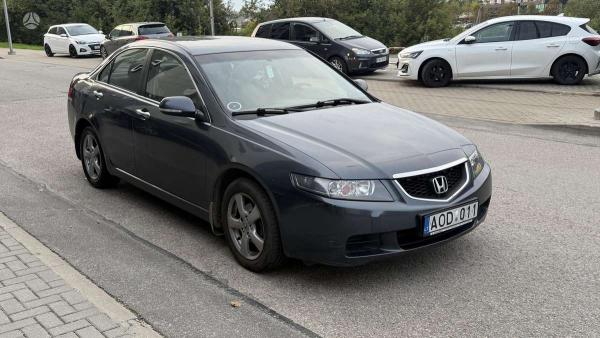 Хонда Аккорд 2006 в Вильнюс на AUTOMOTO.COM.LV Серый Хонда Аккорд 2006 в Вильнюс, объемом двигателя 2.00 л и пробегом 350 тыс. км за 750 €, фото 8 на AUTOMOTO.COM.LV
