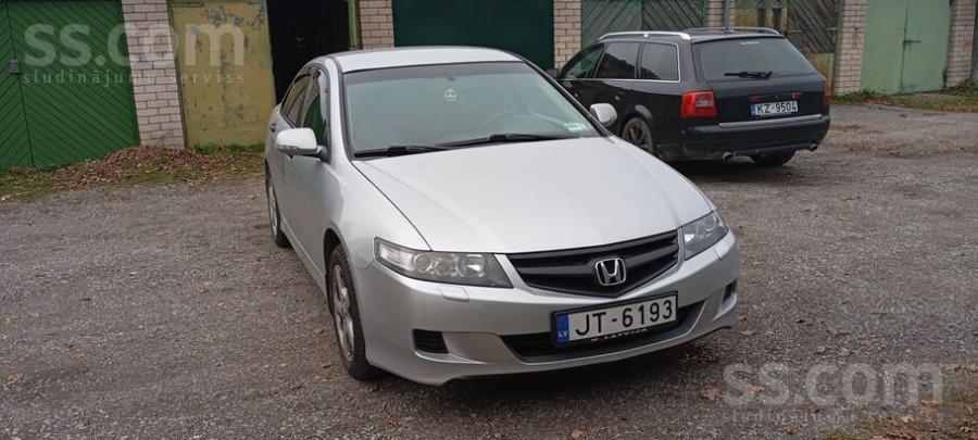 Grey Honda Accord 2006 in Riga, with an engine capacity of 2.00 L and mileage of 280 thousand km for 1800 €, photo 1 on AUTOMOTO.COM.LV