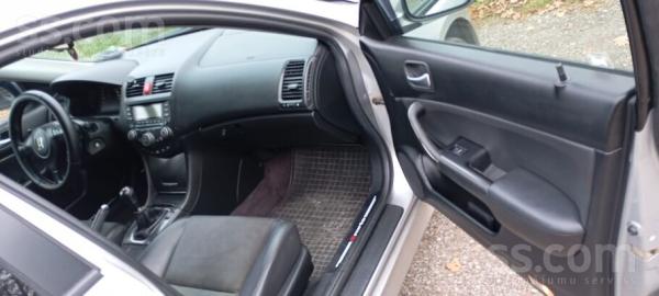 Pelēks Honda Accord 2006 Rīga, ar dzinēja tilpumu 2.00 L un nobraukumu 280 tūkst. km par 1800 €, foto 9 vietnē AUTOMOTO.COM.LV