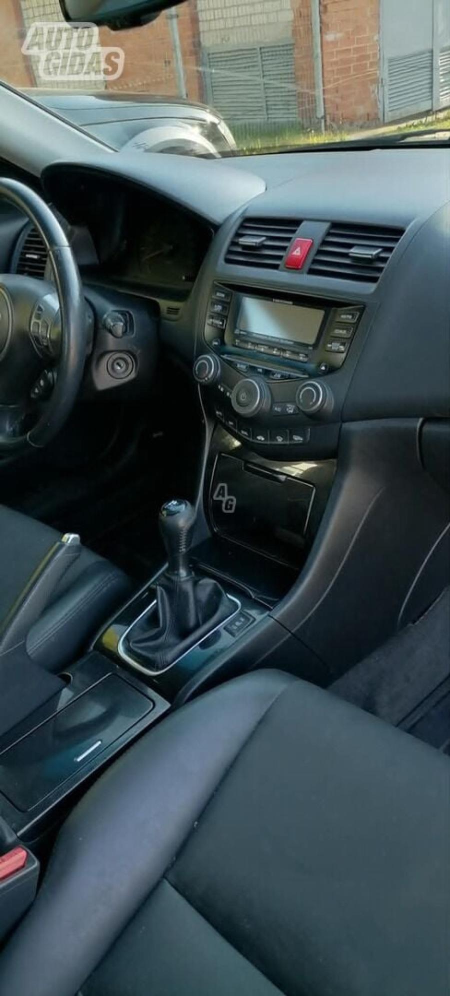 Pelēks Honda Accord 2007 Marijampole, ar dzinēja tilpumu 2.20 L un nobraukumu 280 tūkst. km par 1500 €, foto 10 vietnē AUTOMOTO.COM.LV