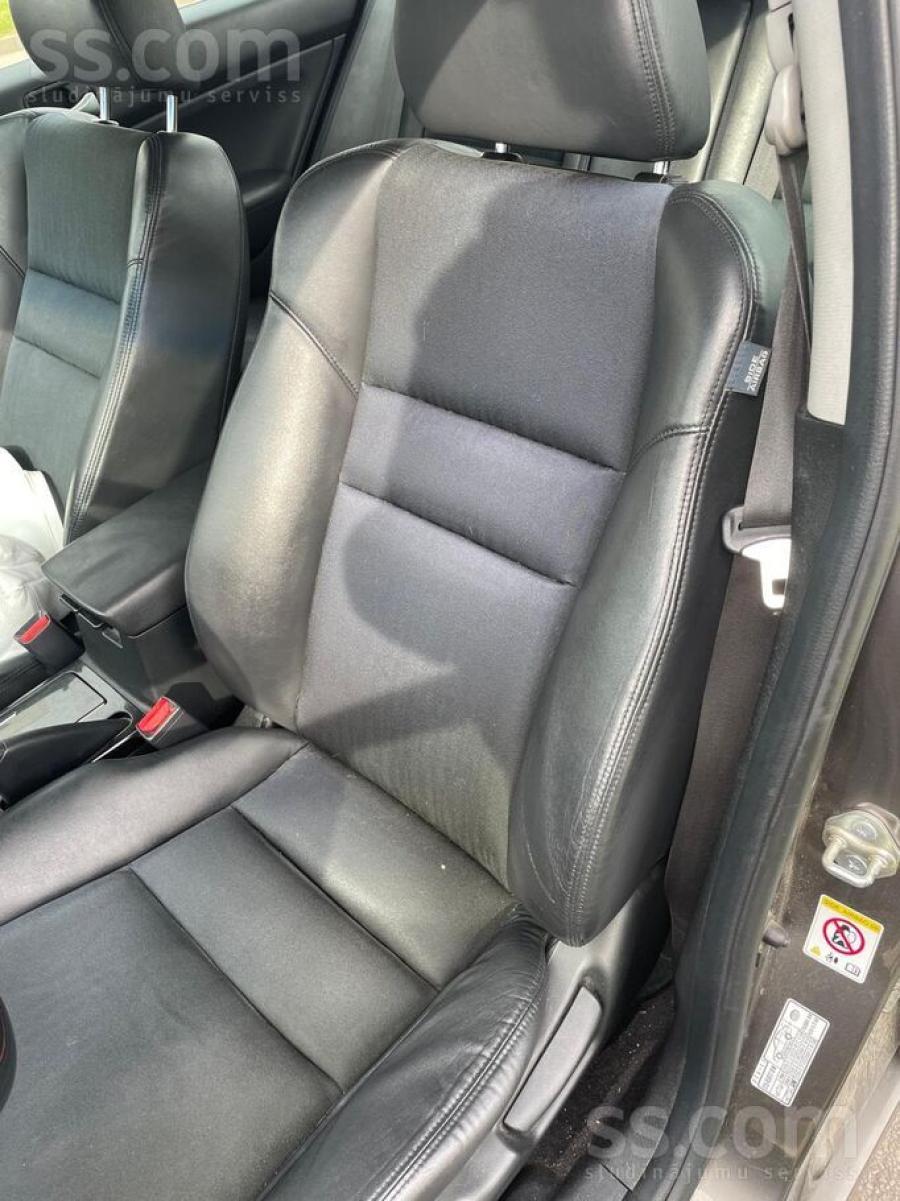 Grey Honda Accord 2007 in Daugavpils, with an engine capacity of 2.00 L and mileage of 141 thousand km for 1200 €, photo 4 on AUTOMOTO.COM.LV