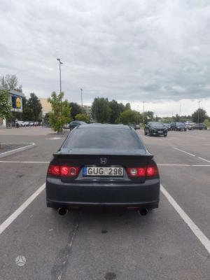 Grey Honda Accord 2007 in Utena, with an engine capacity of 2.20 L and mileage of 264 thousand km for 32 €, photo 5 on AUTOMOTO.COM.LV