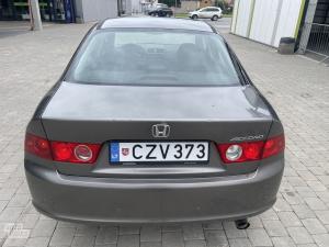Grey Honda Accord 2007 in Vilnius, with an engine capacity of 2.00 L and mileage of 180 thousand km for 1900 €, photo 14 on AUTOMOTO.COM.LV