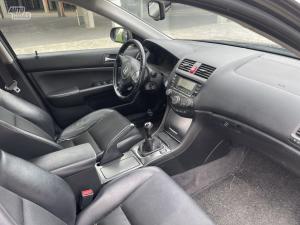 Grey Honda Accord 2007 in Vilnius, with an engine capacity of 2.00 L and mileage of 180 thousand km for 1900 €, photo 29 on AUTOMOTO.COM.LV