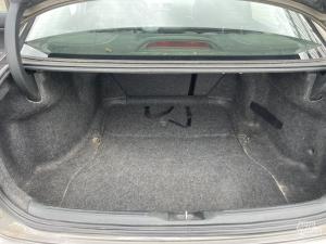 Grey Honda Accord 2007 in Vilnius, with an engine capacity of 2.00 L and mileage of 180 thousand km for 1900 €, photo 30 on AUTOMOTO.COM.LV