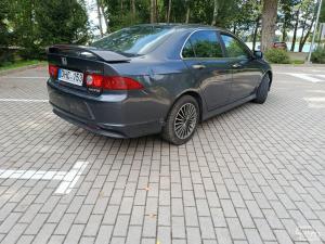 Pelēks Honda Accord 2007 Šauļi, ar dzinēja tilpumu 2.20 L un nobraukumu 460 tūkst. km par 1150 €, foto 8 vietnē AUTOMOTO.COM.LV