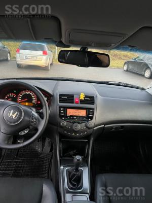Pelēks Honda Accord 2008 Tukums, ar dzinēja tilpumu 2.20 L un nobraukumu 305 tūkst. km par 2600 €, foto 3 vietnē AUTOMOTO.COM.LV