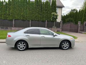 Grey Honda Accord 2008 in Vilnius, with an engine capacity of 2.00 L and mileage of 300 thousand km for 2999 €, photo 9 on AUTOMOTO.COM.LV