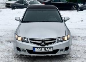 Grey Honda Accord 2008 in Tallinn, with an engine capacity of 2.00 L and mileage of 224 thousand km for 1899 €, photo 3 on AUTOMOTO.COM.LV