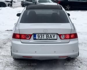 Grey Honda Accord 2008 in Tallinn, with an engine capacity of 2.00 L and mileage of 224 thousand km for 1899 €, photo 6 on AUTOMOTO.COM.LV