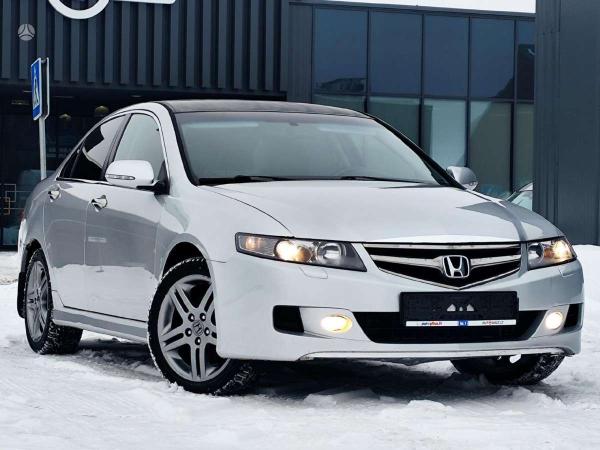 Pelēks Honda Accord 2008 Šauļi, ar dzinēja tilpumu 2.00 L un nobraukumu 224 tūkst. km par 3550 €, foto 1 vietnē AUTOMOTO.COM.LV