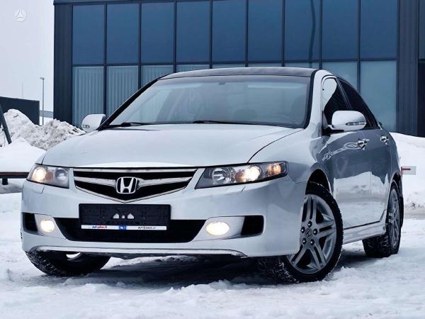Pelēks Honda Accord 2008 Šauļi, ar dzinēja tilpumu 2.00 L un nobraukumu 224 tūkst. km par 3550 €, foto 3 vietnē AUTOMOTO.COM.LV