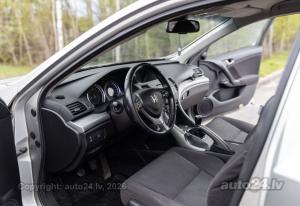 Pelēks Honda Accord 2008 Tallina, ar dzinēja tilpumu 2.20 L un nobraukumu 325 tūkst. km par 3290 €, foto 8 vietnē AUTOMOTO.COM.LV