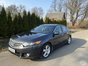 Pelēks Honda Accord 2008 Viļņa, ar dzinēja tilpumu 2.00 L un nobraukumu 3900 tūkst. km par 4200 €, foto 3 vietnē AUTOMOTO.COM.LV