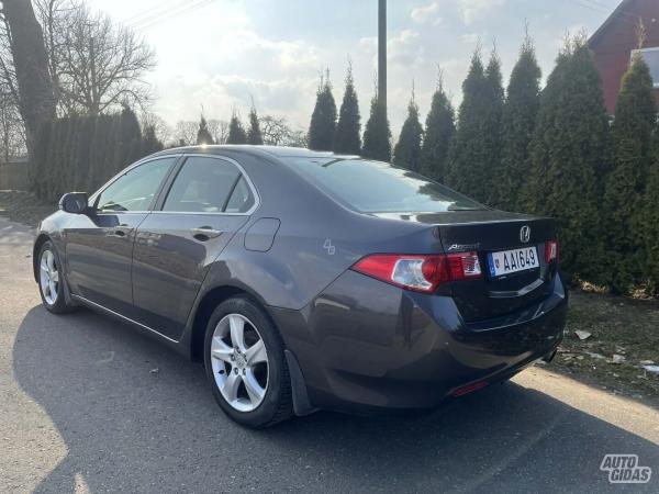 Pelēks Honda Accord 2008 Viļņa, ar dzinēja tilpumu 2.00 L un nobraukumu 3900 tūkst. km par 4200 €, foto 7 vietnē AUTOMOTO.COM.LV