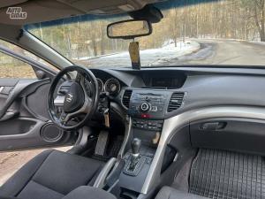 Pelēks Honda Accord 2008 Viļņa, ar dzinēja tilpumu 2.00 L un nobraukumu 3900 tūkst. km par 4200 €, foto 10 vietnē AUTOMOTO.COM.LV