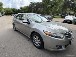 Pelēks Honda Accord 2008 Viļņa, ar dzinēja tilpumu 2.20 L un nobraukumu 300 tūkst. km par 2000 €, foto 3 vietnē AUTOMOTO.COM.LV