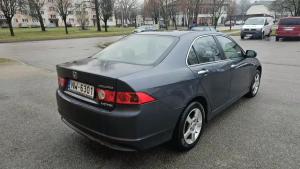 Grey Honda Accord 2008 in Riga, with an engine capacity of 2.20 L and mileage of 214 thousand km for 2950 €, photo 6 on AUTOMOTO.COM.LV