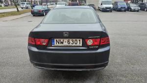 Grey Honda Accord 2008 in Riga, with an engine capacity of 2.20 L and mileage of 214 thousand km for 2950 €, photo 7 on AUTOMOTO.COM.LV