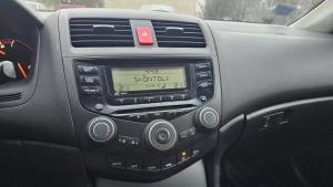 Grey Honda Accord 2008 in Riga, with an engine capacity of 2.20 L and mileage of 214 thousand km for 2950 €, photo 22 on AUTOMOTO.COM.LV
