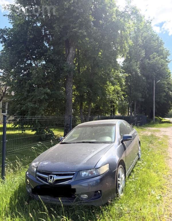 Pelēks Honda Accord 2008 Preiļi, ar dzinēja tilpumu 2.20 L un nobraukumu 210 tūkst. km par 2000 €, foto 2 vietnē AUTOMOTO.COM.LV