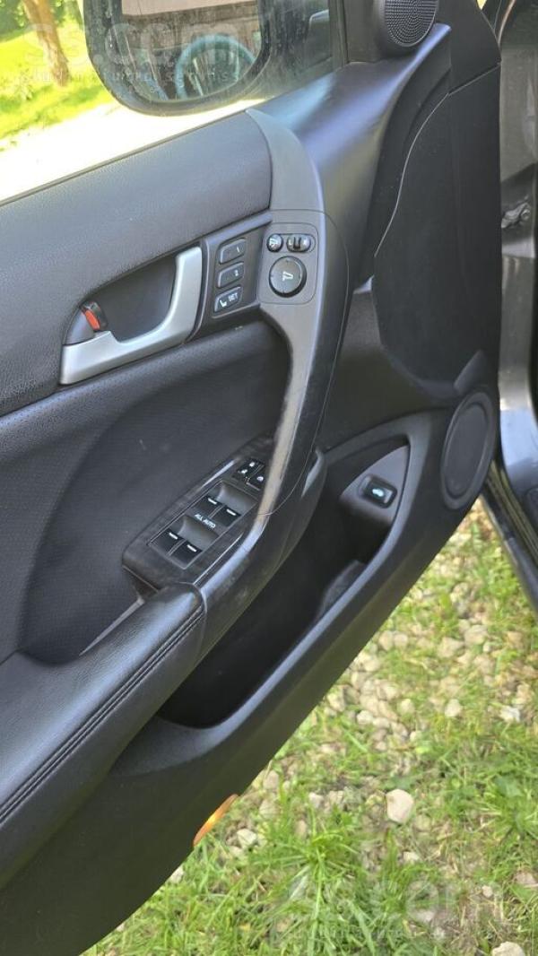 Pelēks Honda Accord 2008 Balvi, ar dzinēja tilpumu 2.40 L un nobraukumu 325 tūkst. km par 2900 €, foto 7 vietnē AUTOMOTO.COM.LV