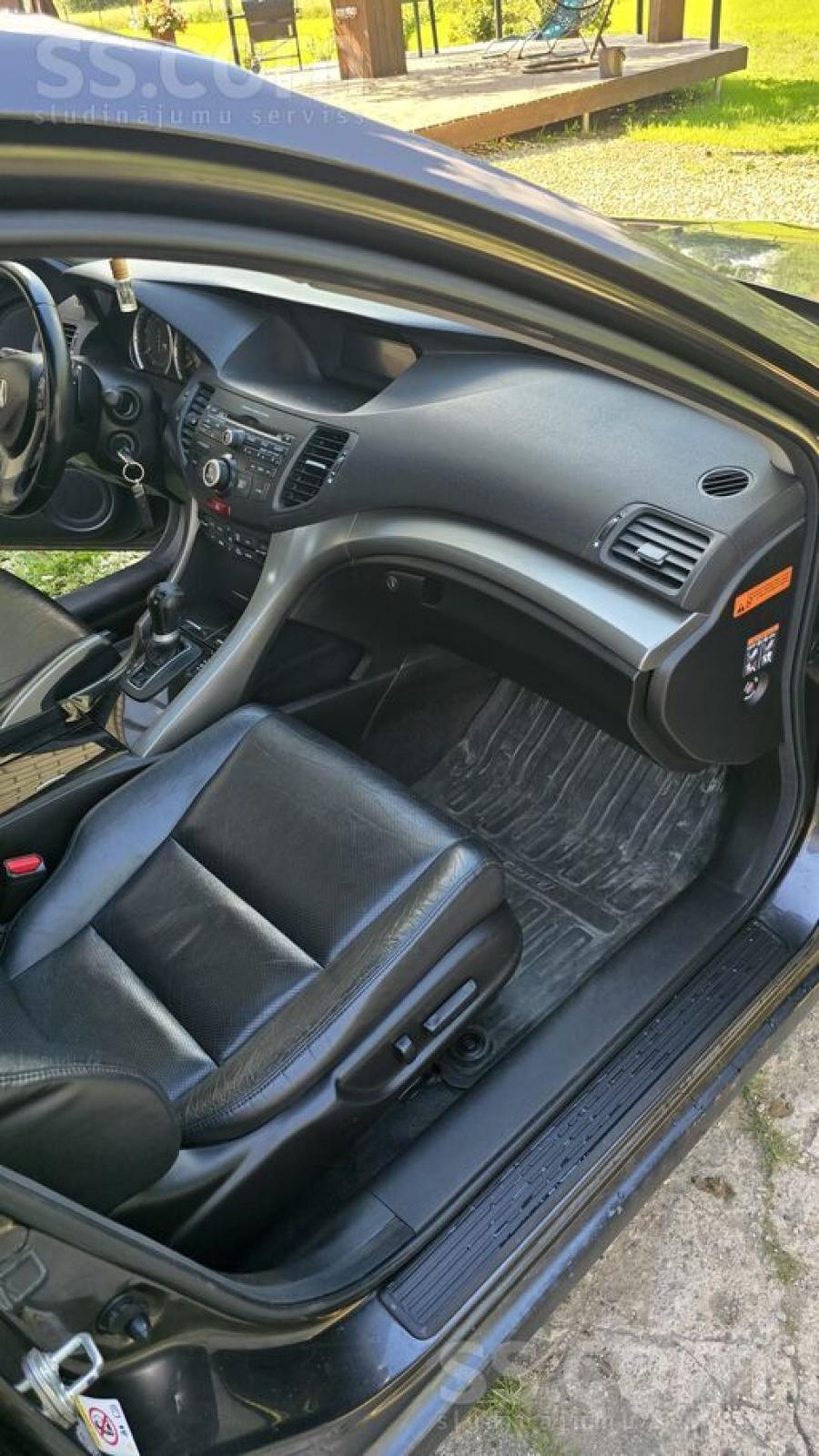 Pelēks Honda Accord 2008 Balvi, ar dzinēja tilpumu 2.40 L un nobraukumu 325 tūkst. km par 3570 €, foto 14 vietnē AUTOMOTO.COM.LV