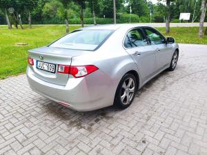Grey Honda Accord 2008 in Vilnius, with an engine capacity of 2.20 L and mileage of 264 thousand km for 3500 €, photo 5 on AUTOMOTO.COM.LV