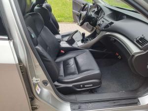 Grey Honda Accord 2008 in Vilnius, with an engine capacity of 2.20 L and mileage of 264 thousand km for 3500 €, photo 7 on AUTOMOTO.COM.LV