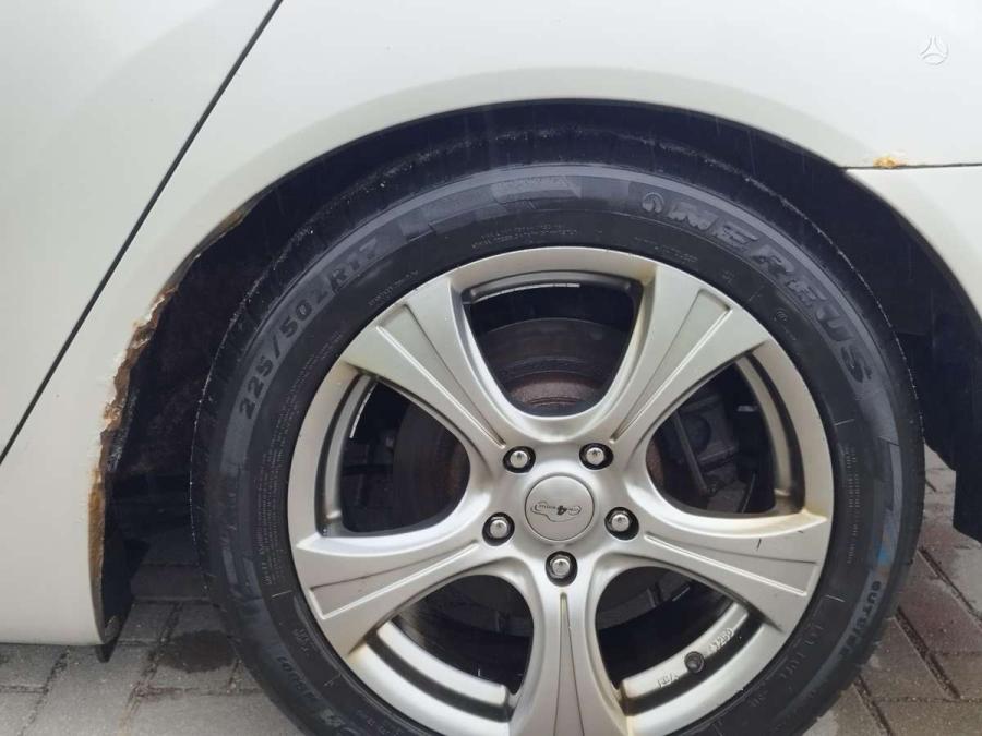 Grey Honda Accord 2008 in Vilnius, with an engine capacity of 2.20 L and mileage of 264 thousand km for 3500 €, photo 30 on AUTOMOTO.COM.LV