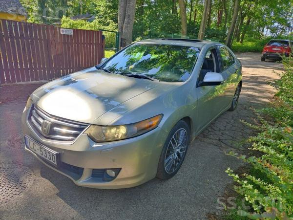 Pelēks Honda Accord 2008 Rīga, ar dzinēja tilpumu 2.20 L un nobraukumu 418 tūkst. km par 1881 €, foto 2 vietnē AUTOMOTO.COM.LV