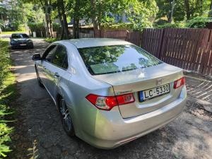 Pelēks Honda Accord 2008 Rīga, ar dzinēja tilpumu 2.20 L un nobraukumu 418 tūkst. km par 1881 €, foto 5 vietnē AUTOMOTO.COM.LV