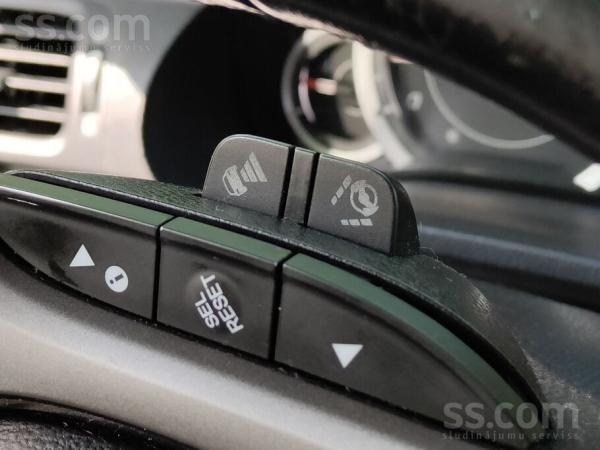 Pelēks Honda Accord 2008 Rīga, ar dzinēja tilpumu 2.20 L un nobraukumu 418 tūkst. km par 1881 €, foto 10 vietnē AUTOMOTO.COM.LV