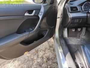Pelēks Honda Accord 2008 Rīga, ar dzinēja tilpumu 2.20 L un nobraukumu 418 tūkst. km par 1881 €, foto 12 vietnē AUTOMOTO.COM.LV