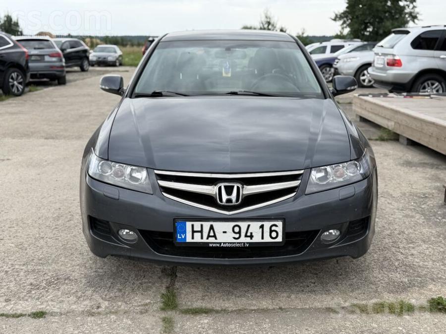 Серый Хонда Аккорд 2008 в Рига, объемом двигателя 2.00 л и пробегом 318 тыс. км за 1350 €, фото 3 на AUTOMOTO.COM.LV