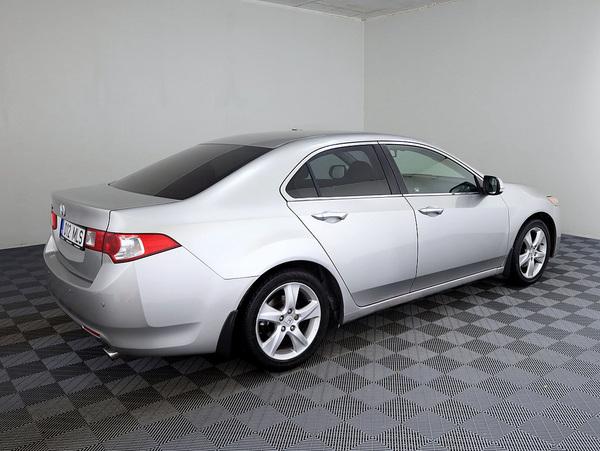 Grey Honda Accord 2008 in Tallinn, with an engine capacity of 2.00 L and mileage of 169 thousand km for 3499 €, photo 3 on AUTOMOTO.COM.LV