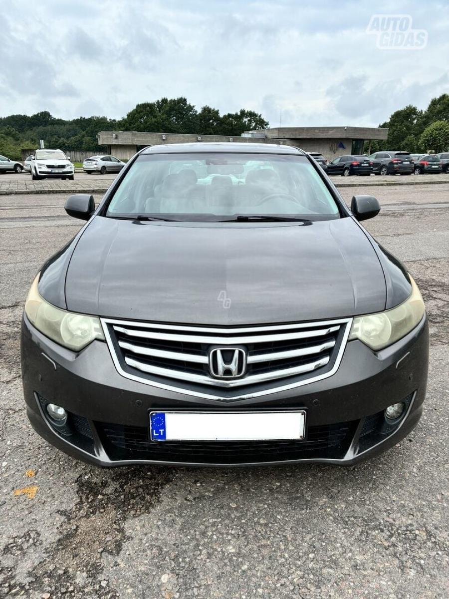 Grey Honda Accord 2008 in Kaunas, with an engine capacity of 2.20 L and mileage of 344 thousand km for 2650 €, photo 3 on AUTOMOTO.COM.LV