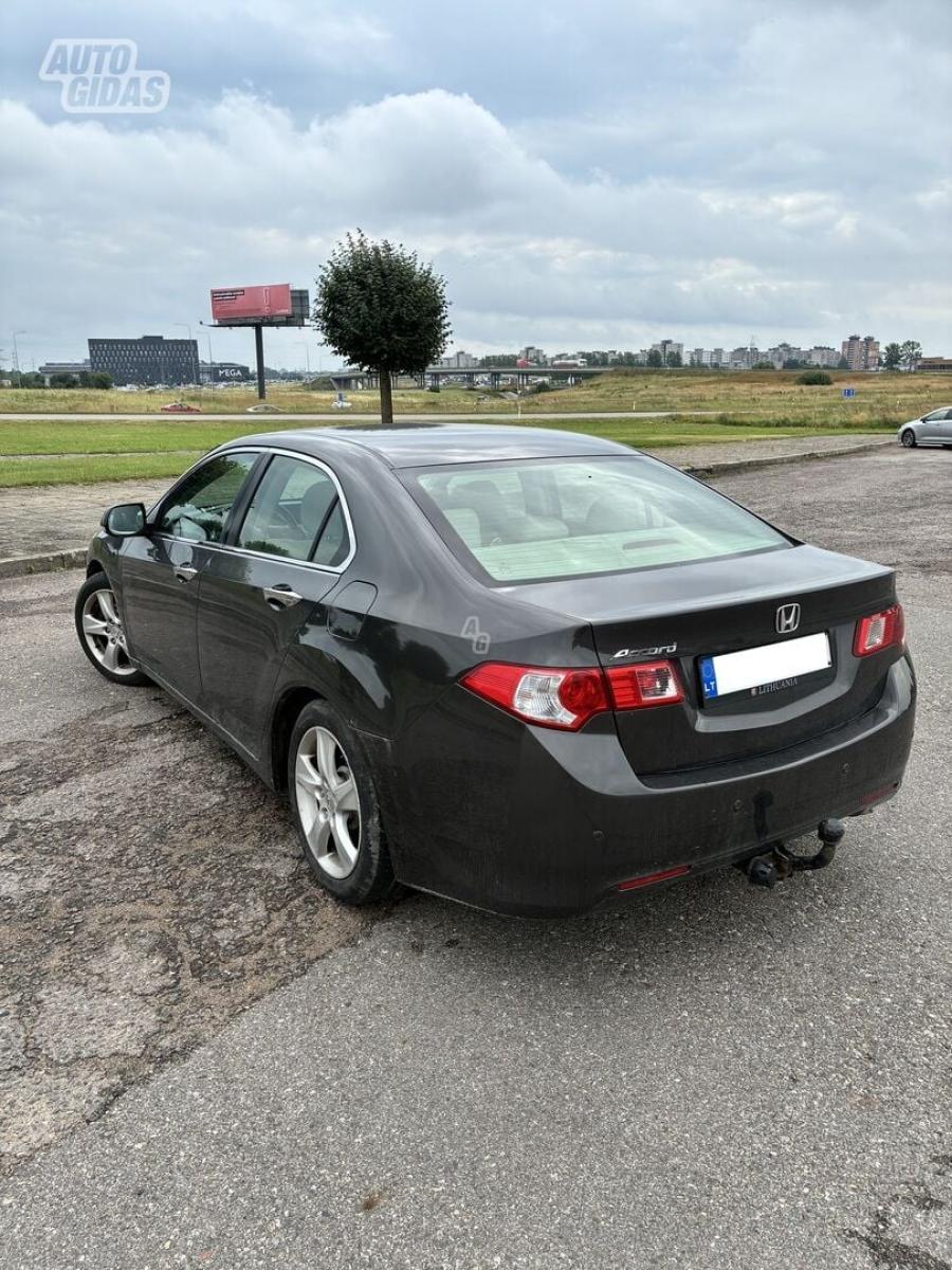 Grey Honda Accord 2008 in Kaunas, with an engine capacity of 2.20 L and mileage of 344 thousand km for 2650 €, photo 7 on AUTOMOTO.COM.LV
