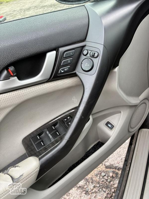 Grey Honda Accord 2008 in Kaunas, with an engine capacity of 2.20 L and mileage of 344 thousand km for 2650 €, photo 10 on AUTOMOTO.COM.LV