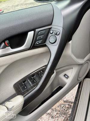 Grey Honda Accord 2008 in Kaunas, with an engine capacity of 2.20 L and mileage of 344 thousand km for 2650 €, photo 11 on AUTOMOTO.COM.LV