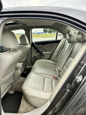 Grey Honda Accord 2008 in Kaunas, with an engine capacity of 2.20 L and mileage of 344 thousand km for 2650 €, photo 17 on AUTOMOTO.COM.LV