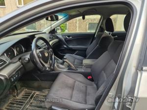 Grey Honda Accord 2008 in Tallinn, with an engine capacity of 2.20 L and mileage of 328 thousand km for 1490 €, photo 7 on AUTOMOTO.COM.LV
