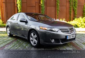 Pelēks Honda Accord 2009 Tallina, ar dzinēja tilpumu 2.00 L un nobraukumu 163 tūkst. km par 5990 €, foto  vietnē AUTOMOTO.COM.LV