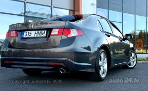 Grey Honda Accord 2009 in Tallinn, with an engine capacity of 2.00 L and mileage of 203 thousand km for 5999 €, photo 12 on AUTOMOTO.COM.LV