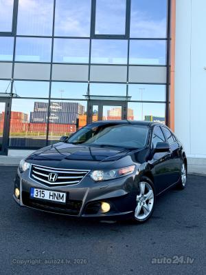 Grey Honda Accord 2009 in Tallinn, with an engine capacity of 2.00 L and mileage of 203 thousand km for 5999 €, photo 21 on AUTOMOTO.COM.LV